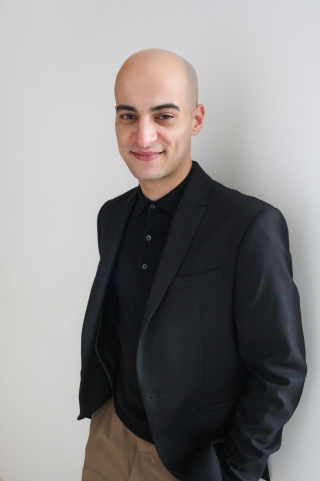 #RadicalBookFair | Intervista a Alessio Forgione: Giovanissimi, Napoli ...